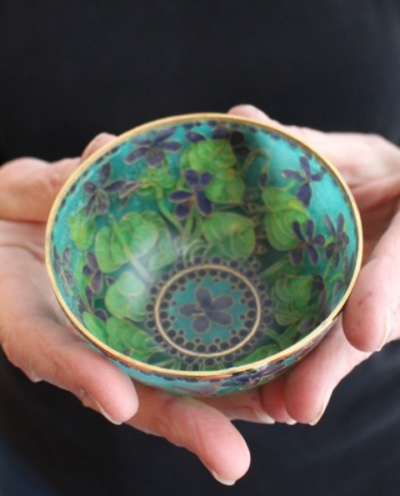 Alexandra Raphael – Unique cloisonné enamel jewellery & Plique-à-jour bowls